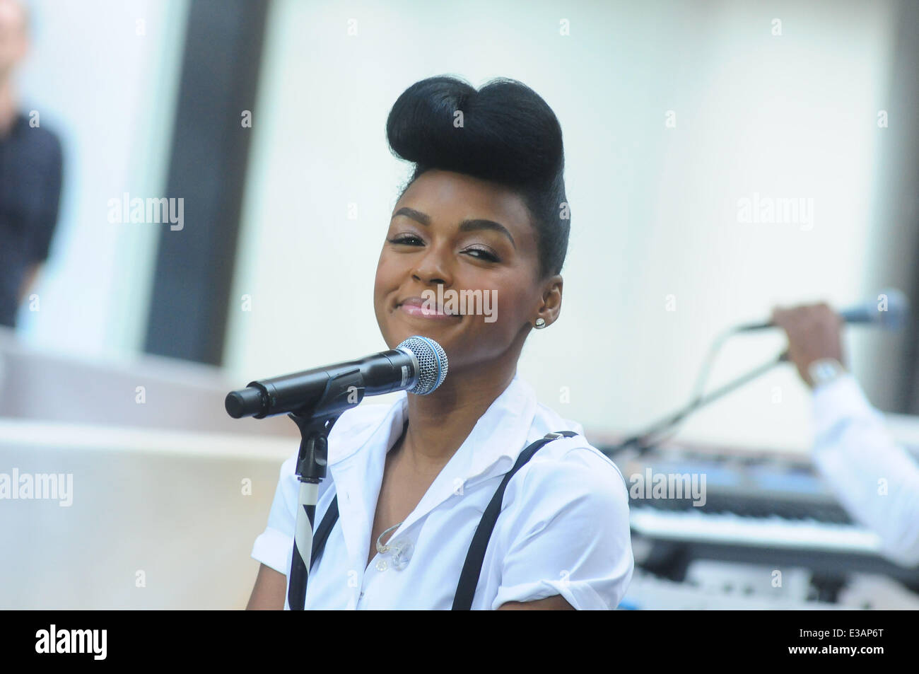 Janelle Monae performs on Today Show Featuring: Janelle Monae Where: NY ...