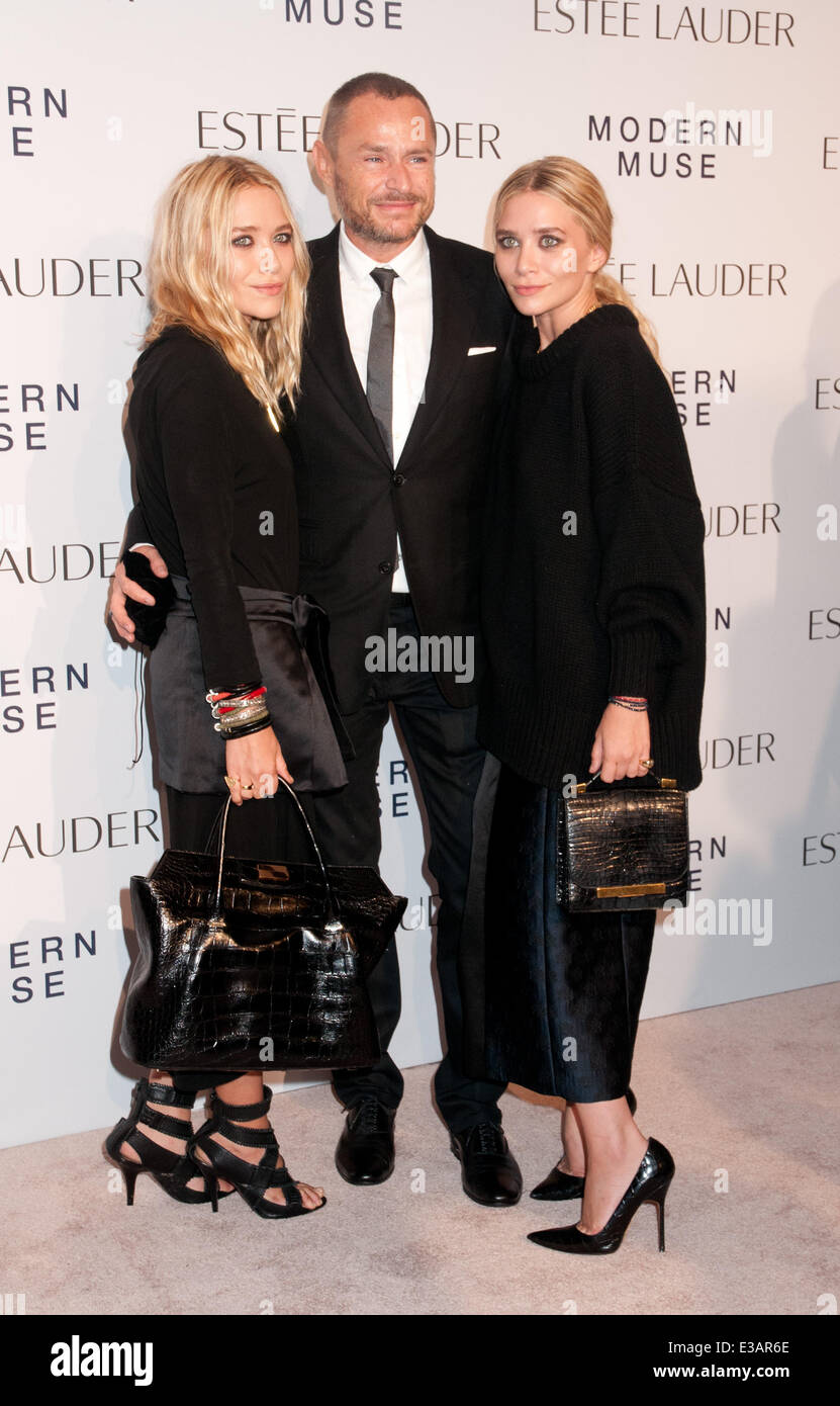 Mary kate olsen ashley olsen fragrance hi-res stock photography and ...