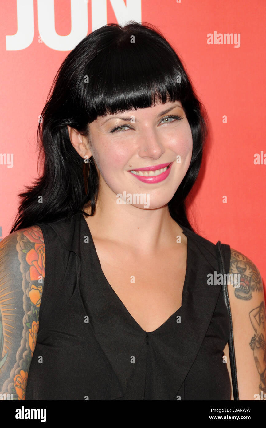 New York Premiere of Don Jon - red carpet arrivals at the SVA theater ...