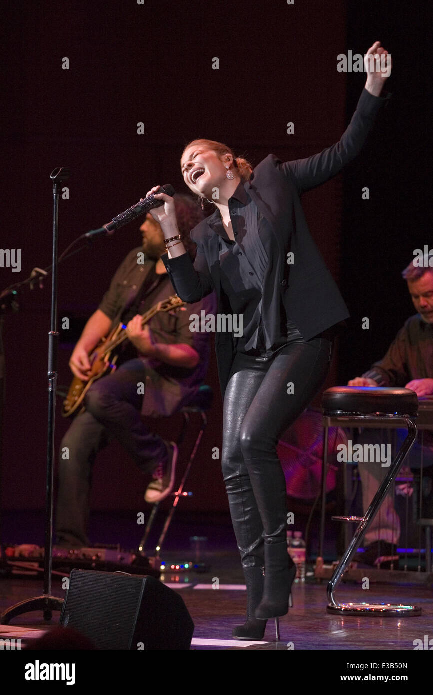 Leann Rimes playing a headline set at the Royal Concert Hall Featuring ...