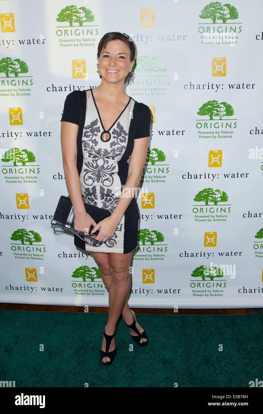 Origins Smarty Plants™ event benefiting charity: water at JIMMY at the ...