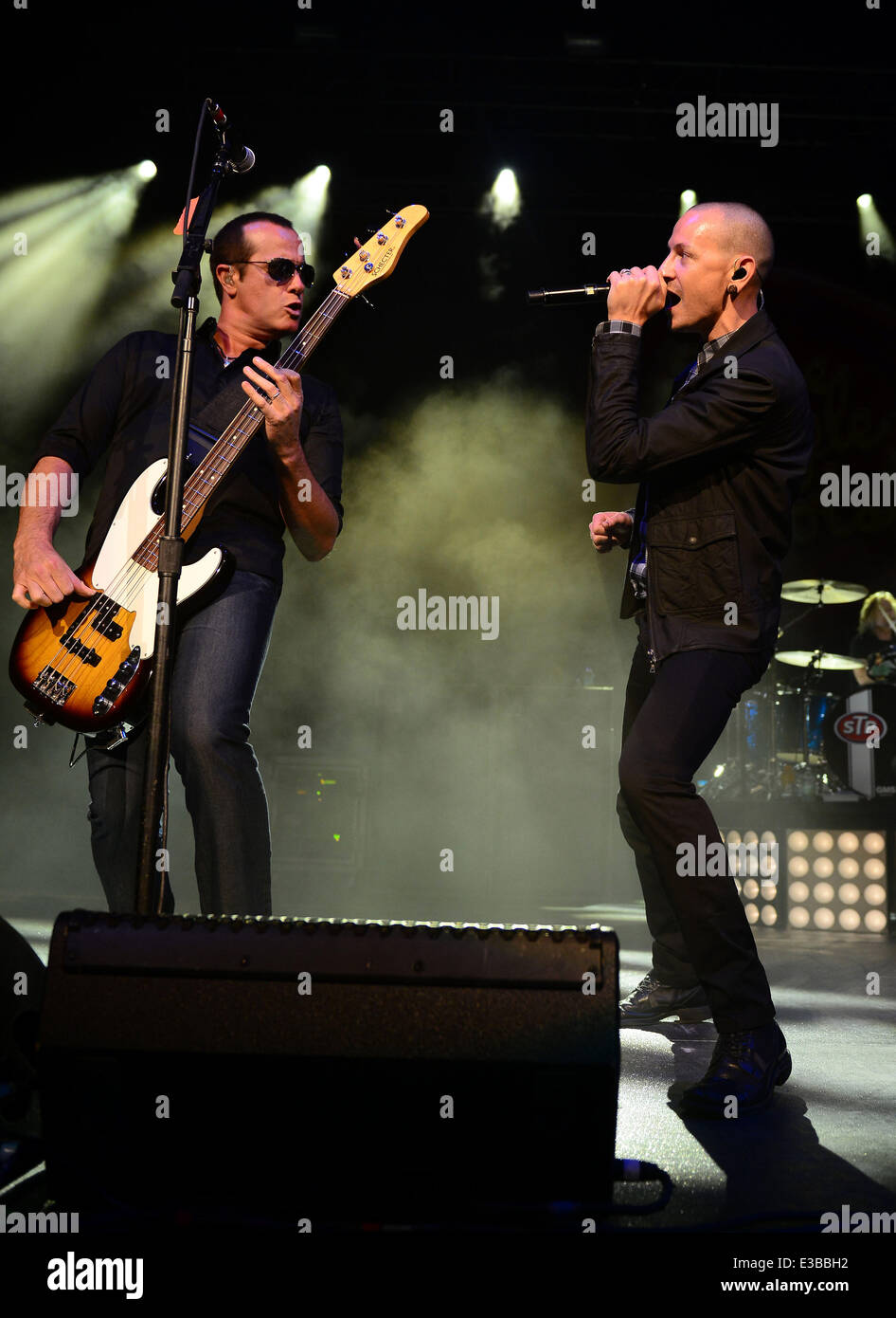 Stone Temple Pilots with Chester Bennington perform on stage at BB&T ...