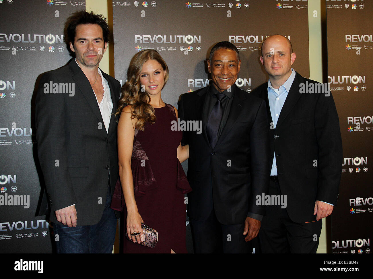 Billy Burke Revolution Season 2