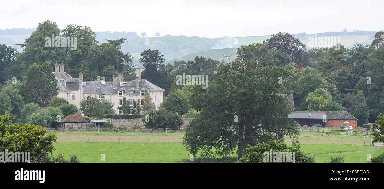 Donnington hall hi-res stock photography and images - Alamy