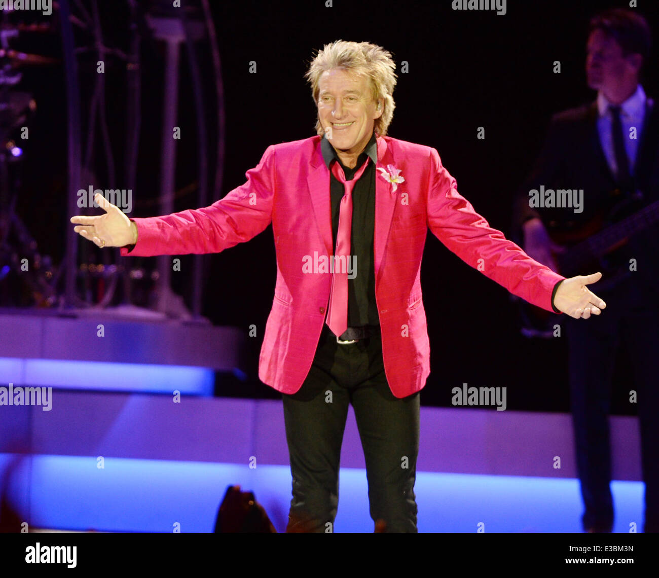 Rod Stewart performing at the O2 Arena Featuring: Rod Stewart Where ...