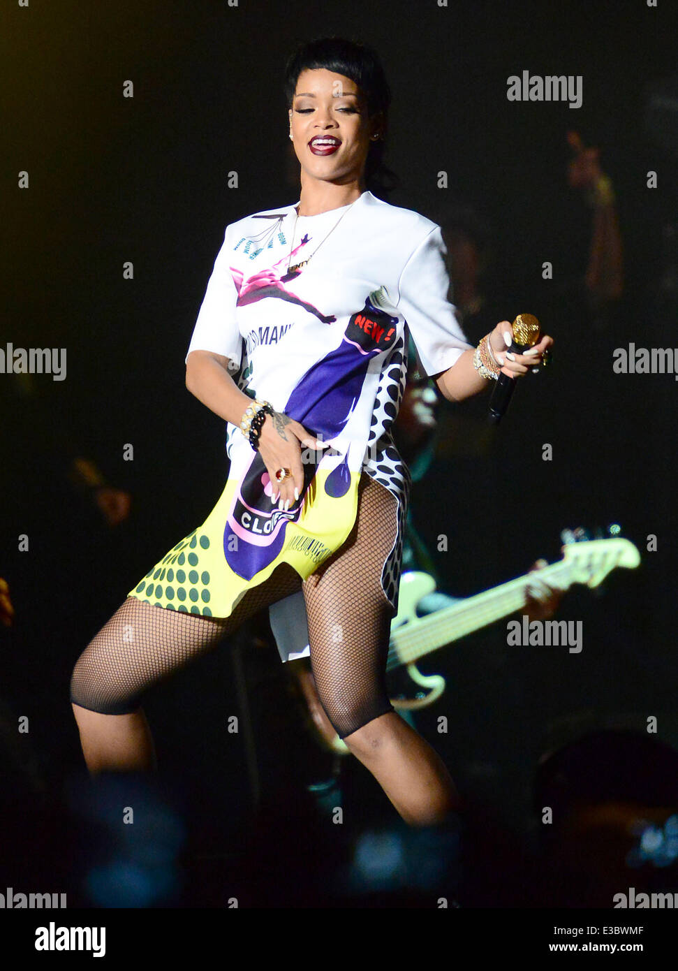 Rihanna's Singapore Formula One (F1) Grand Prix post race concert ...