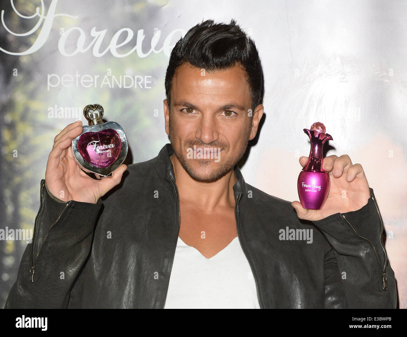Peter andre launches new perfume hi-res stock photography and images ...