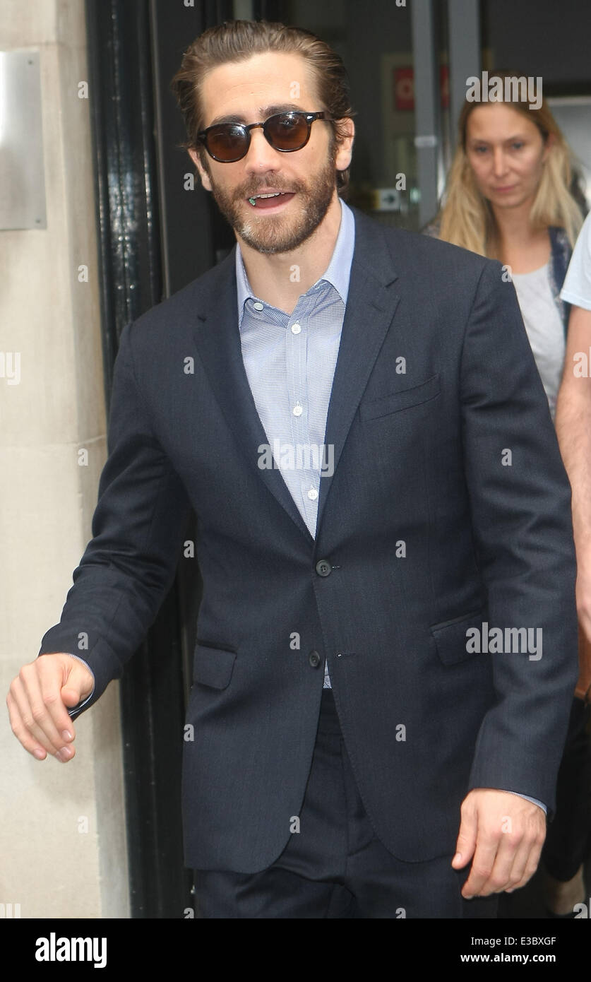 Jake Gyllenhaal leaving Radio2 Featuring: Jake Gyllenhaal Where: London ...