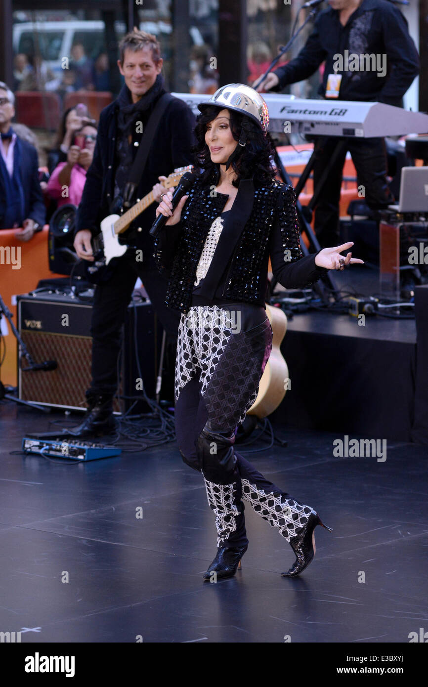 Cher Performing LIVE on "Today" Show at Rockefeller Plaza Featuring ...