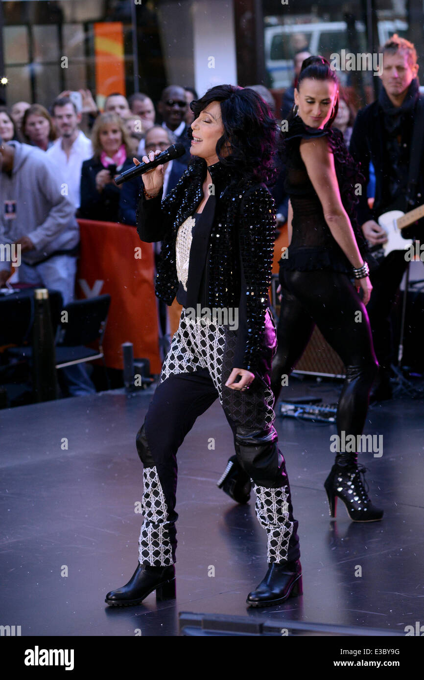 Cher Performing LIVE on "Today" Show at Rockefeller Plaza Featuring ...