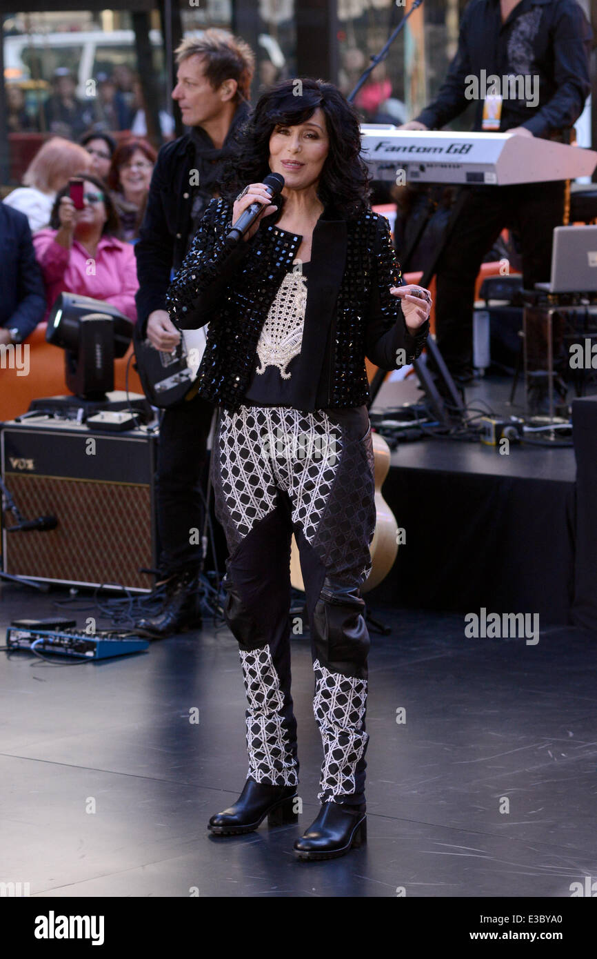 Cher Performing LIVE on "Today" Show at Rockefeller Plaza Featuring ...