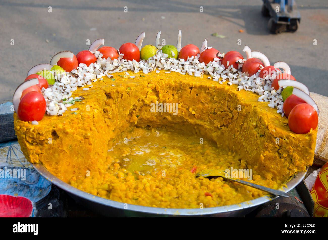 vegetarian street food plate in market, India Stock Photo - Alamy