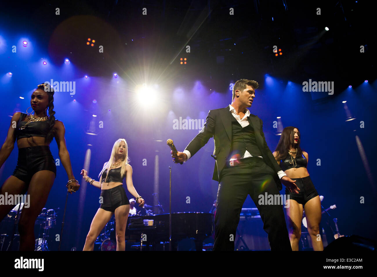 Robin Thicke performing live on stage on Day 24 at the iTunes Festival ...