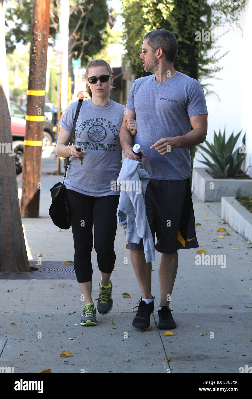Amy Adams and partner Darren Le Gallo shopping at the local Pavilions ...