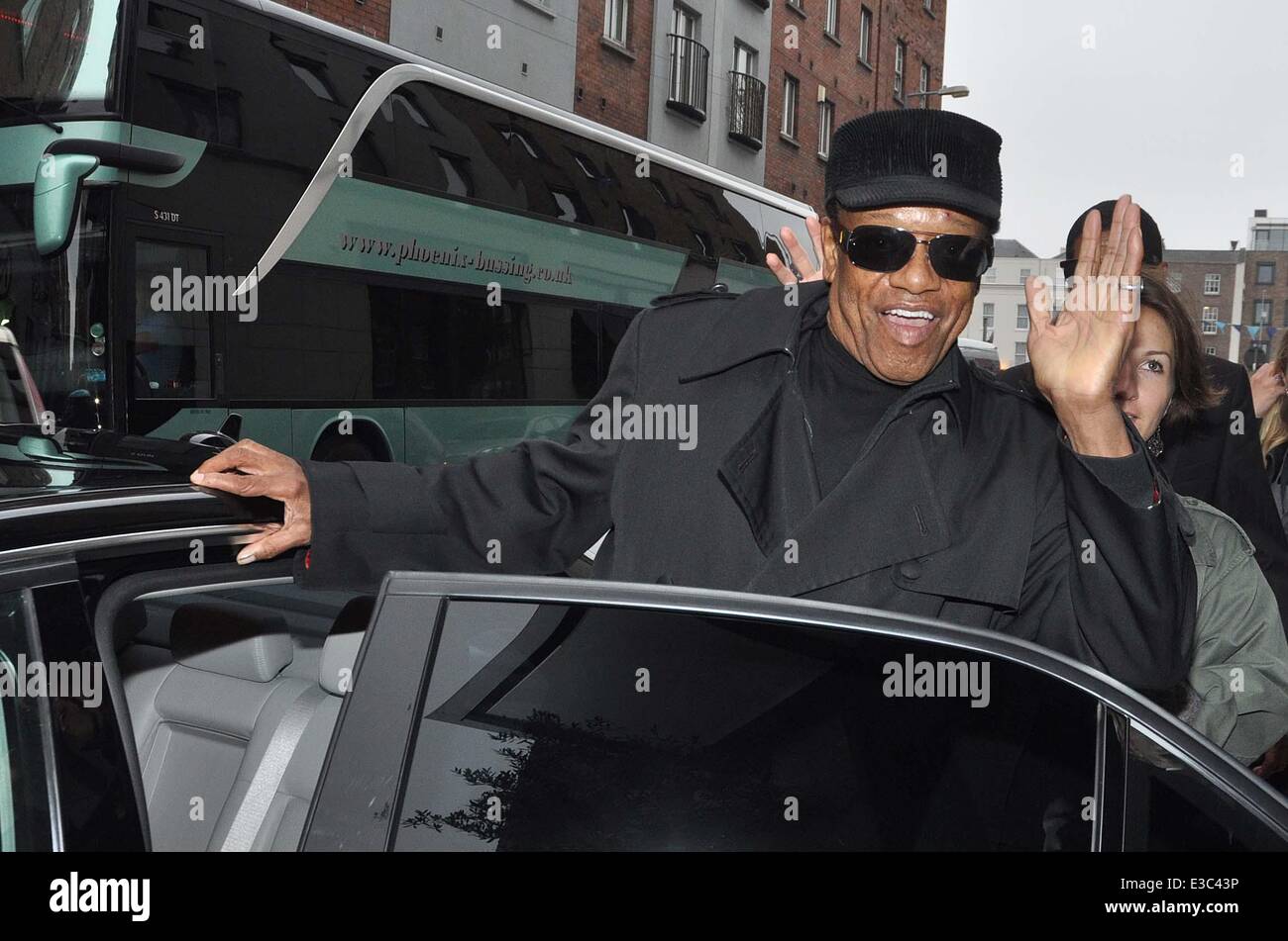 Bands arriving for Arthur's Day (Arthur Guinness) at Morrison Hotel ...