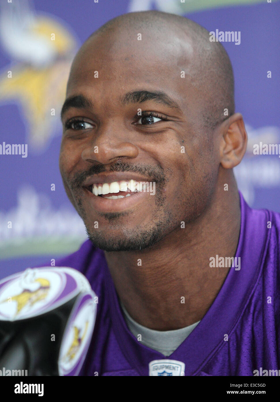 Minnesota Vikings Press Conference and practice at the Grove Hotel ...