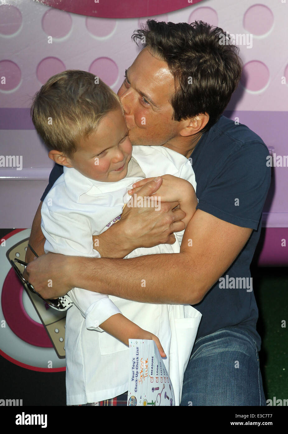 Disney junior bringing role modeling messages hi-res stock photography ...