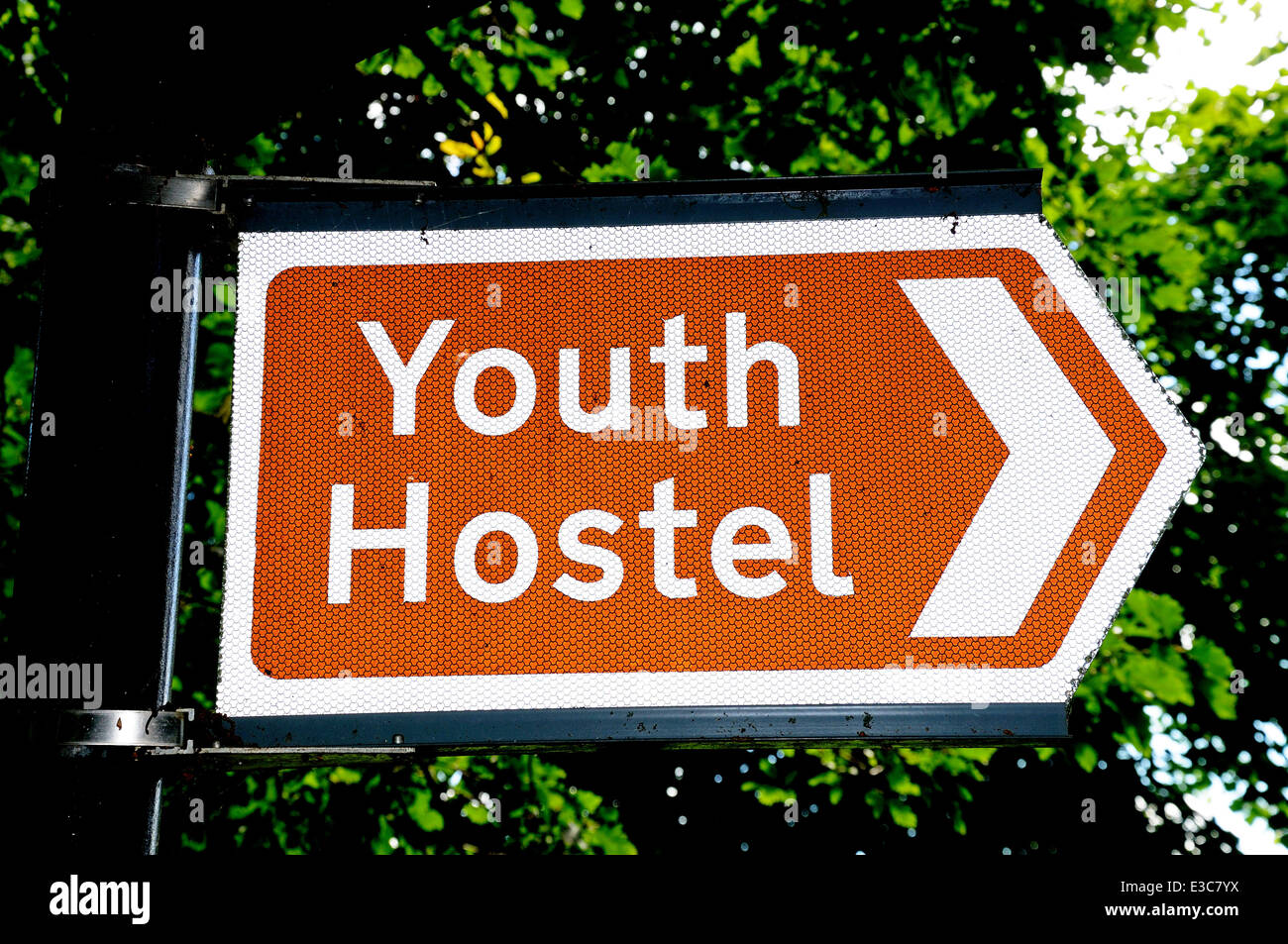 Youth hostel sign hi-res stock photography and images - Alamy