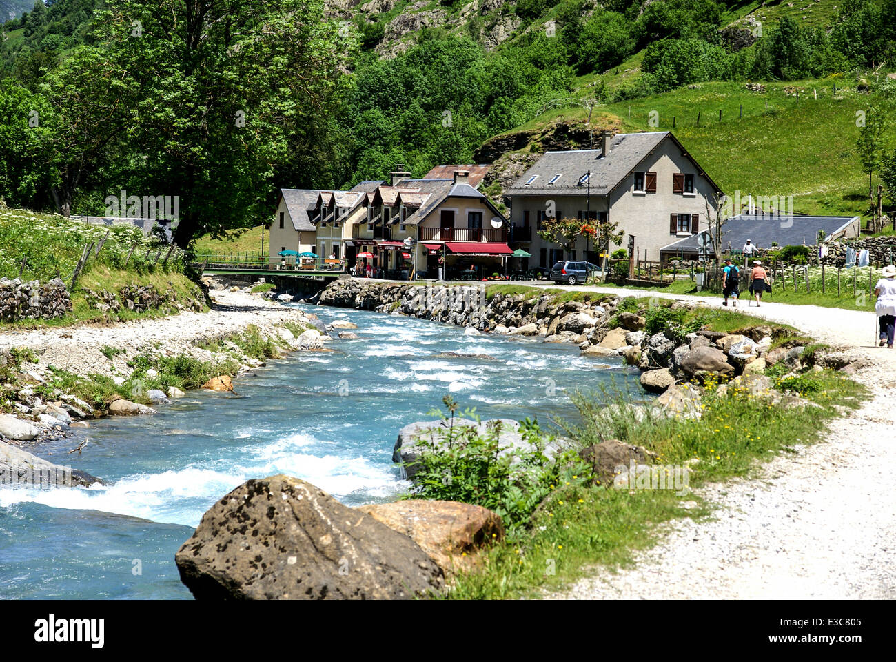 Pyrenees mountain range hi-res stock photography and images - Alamy