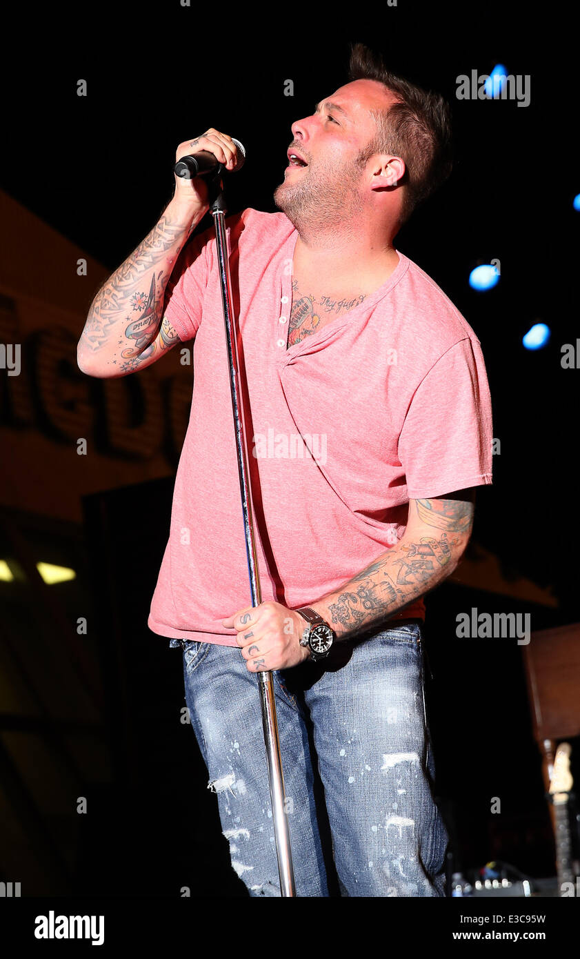 Uncle Kracker Performs at The D Las Vegas One Year Celebration ...