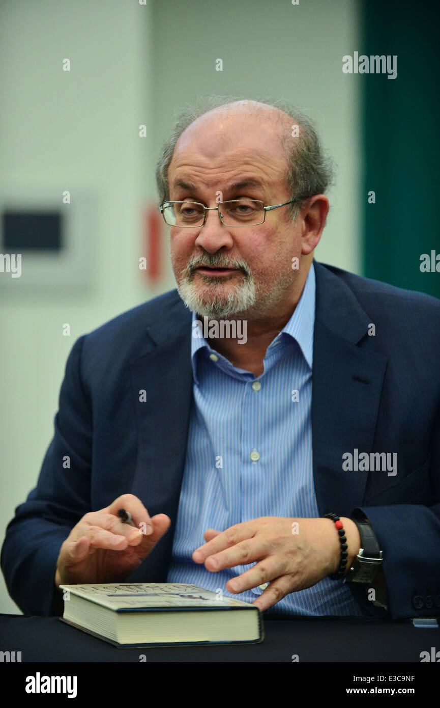 Salman Rusdie speaks and sign copies of his new book 'Joseph Anton: A ...