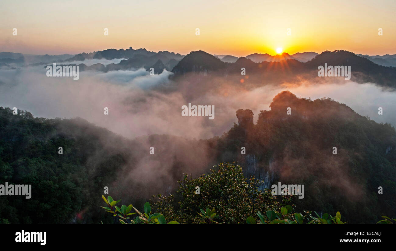 China guizhou karst hi-res stock photography and images - Alamy