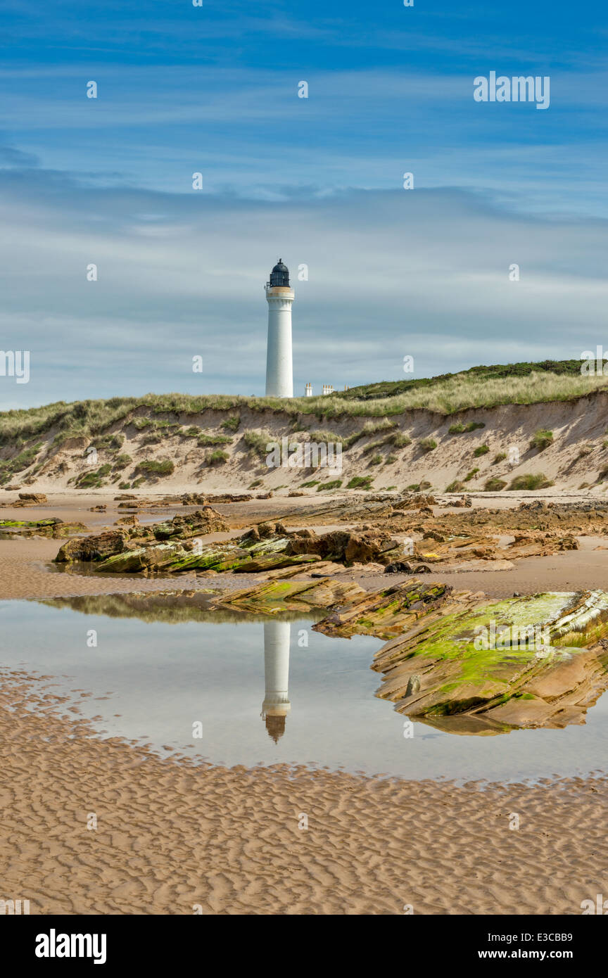 COVESEA LIGHTHOUSE LOSSIEMOUTH AND SEA POOL REFLECTION MORAY COAST ...
