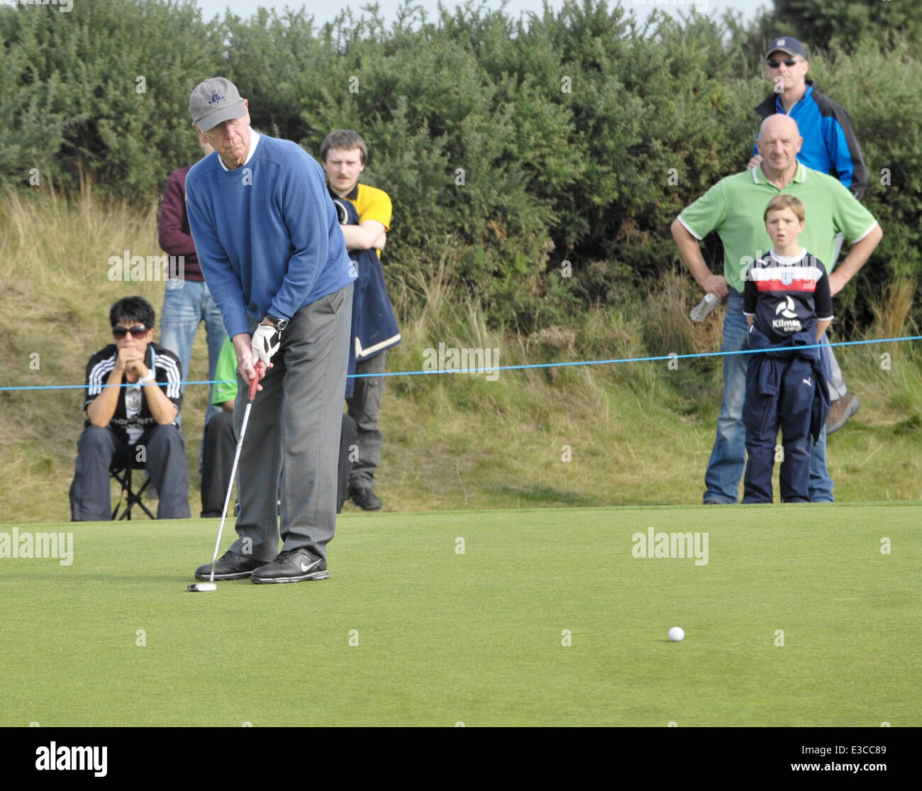 Sir Bobby Charlton plays golf in the Alfred Dunhill Links Championship ...