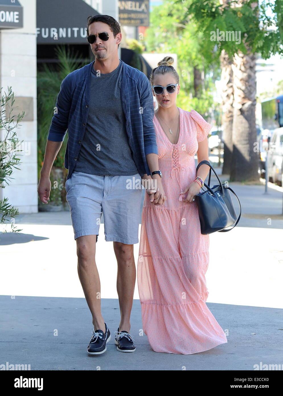 Kaley Cuoco And Ryan Sweeting Engagement Ring