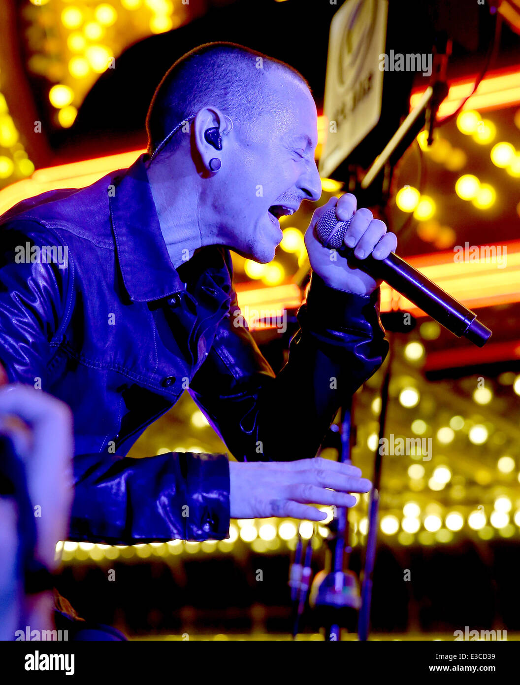 The D Celebrates One Year in Las Vegas with Stone Temple Pilots with ...