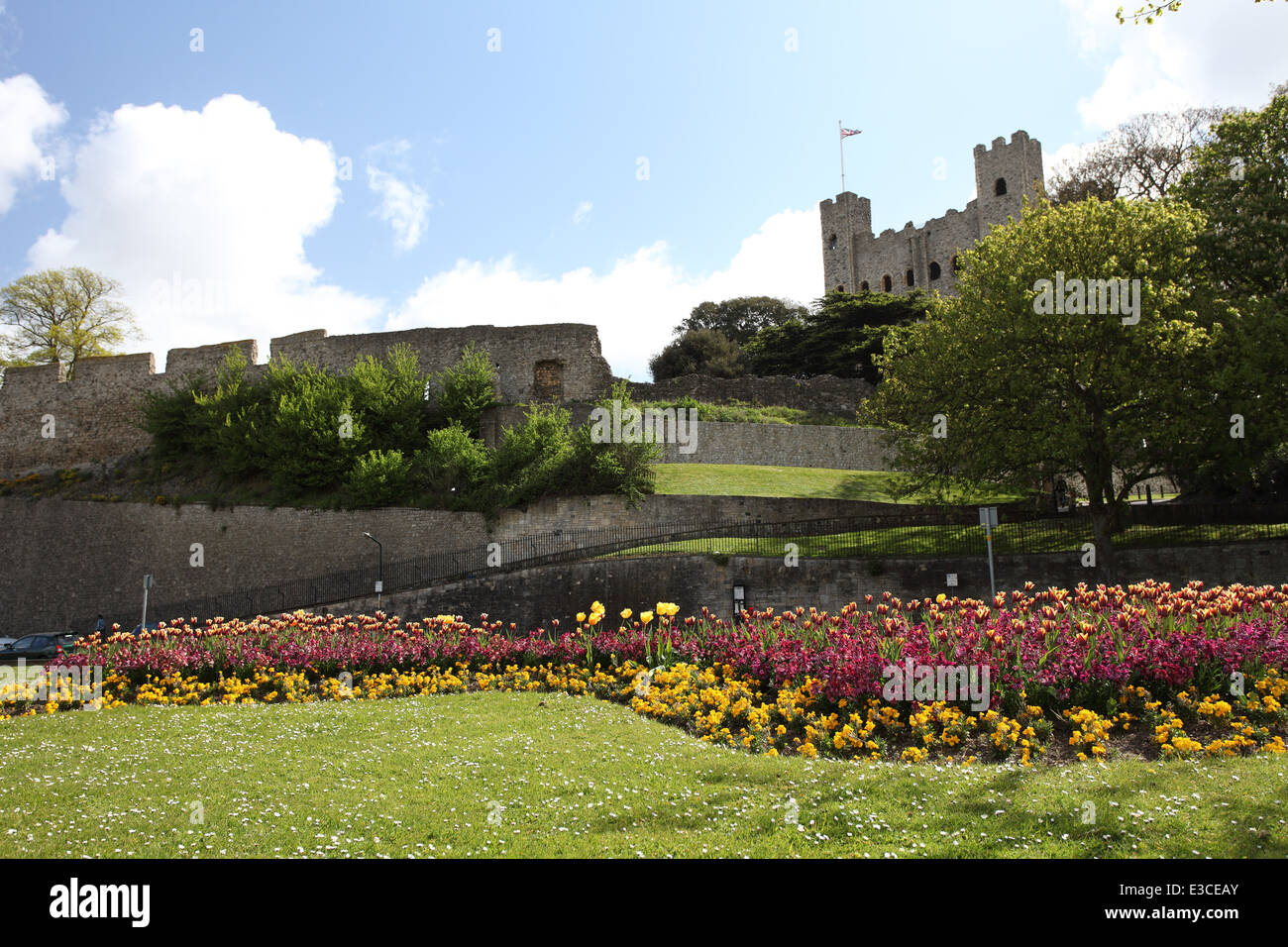 Rochester castle seen from the esplanade, Rochester Stock Photo - Alamy