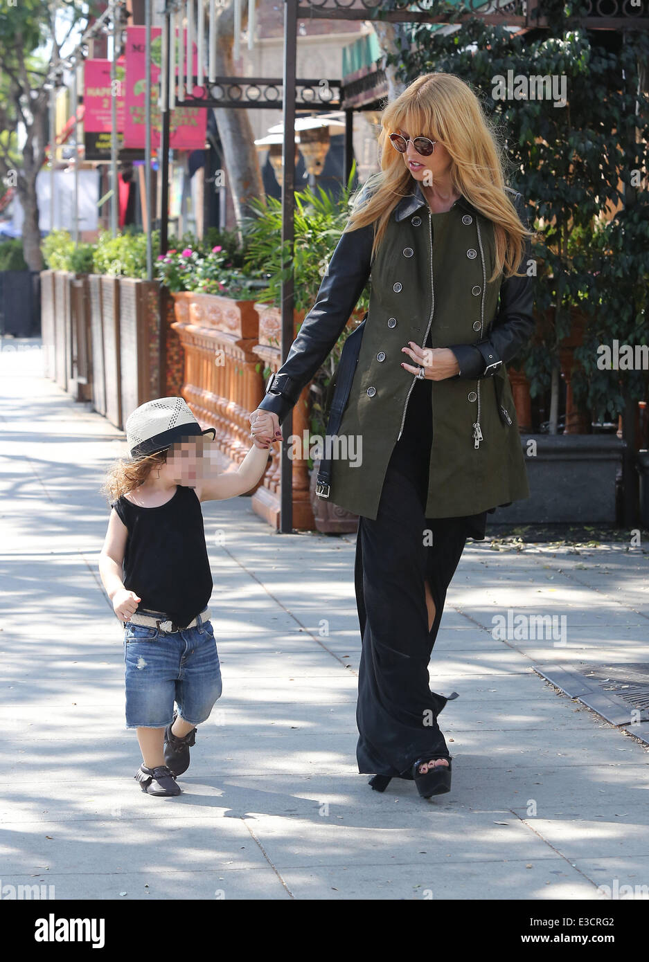 Rachel Zoe and her son, Skyler stop by the Yogurt Stop in West ...
