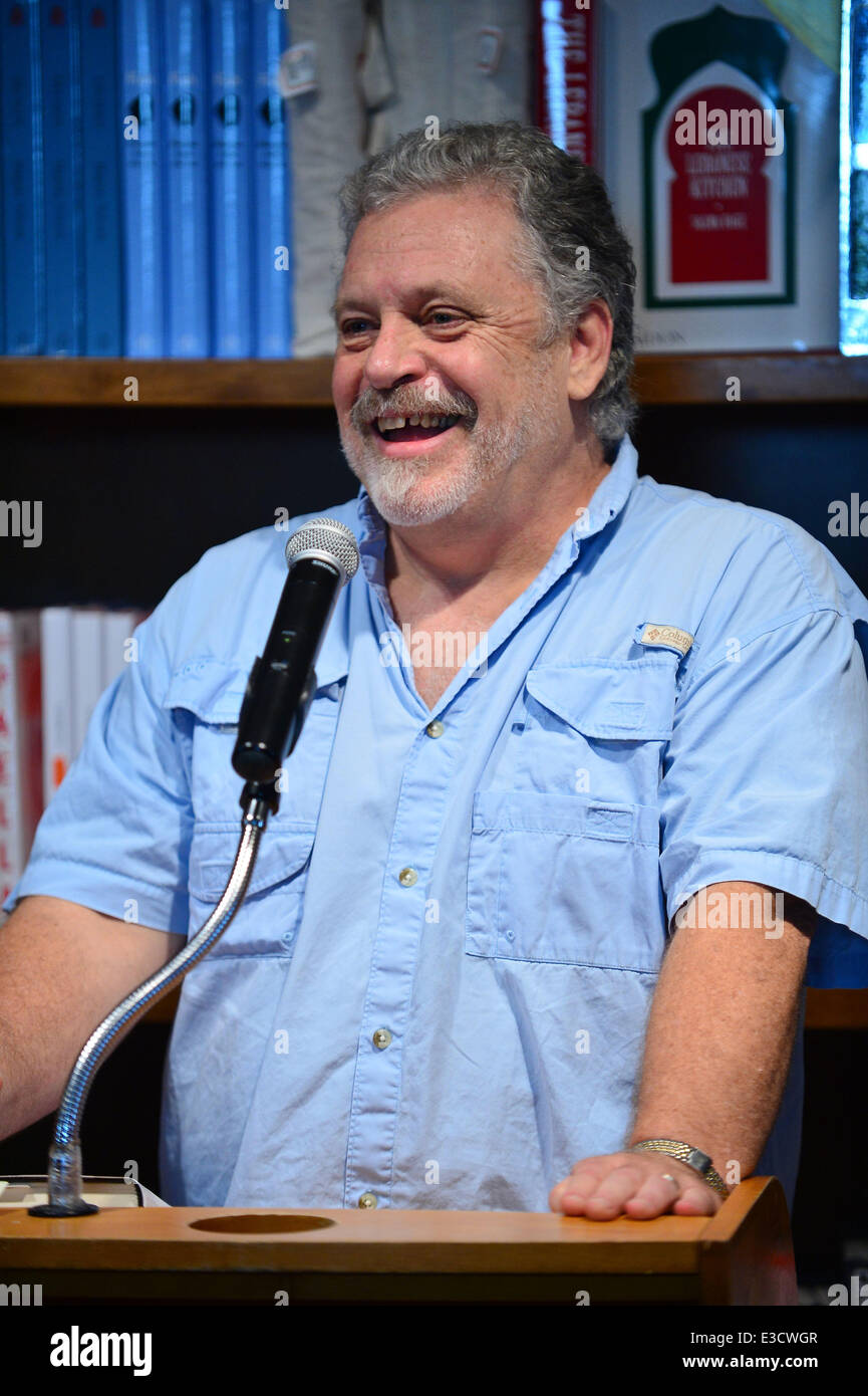 Jeff Lindsay promotes and signs copies of his book 'Dexters Final Cut ...