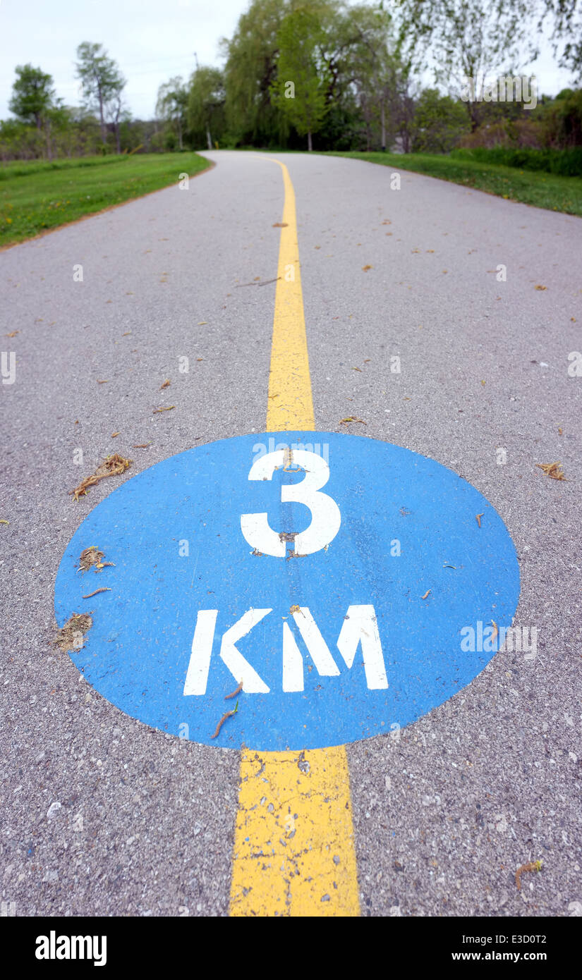 Kilometers marker hi-res stock photography and images - Alamy