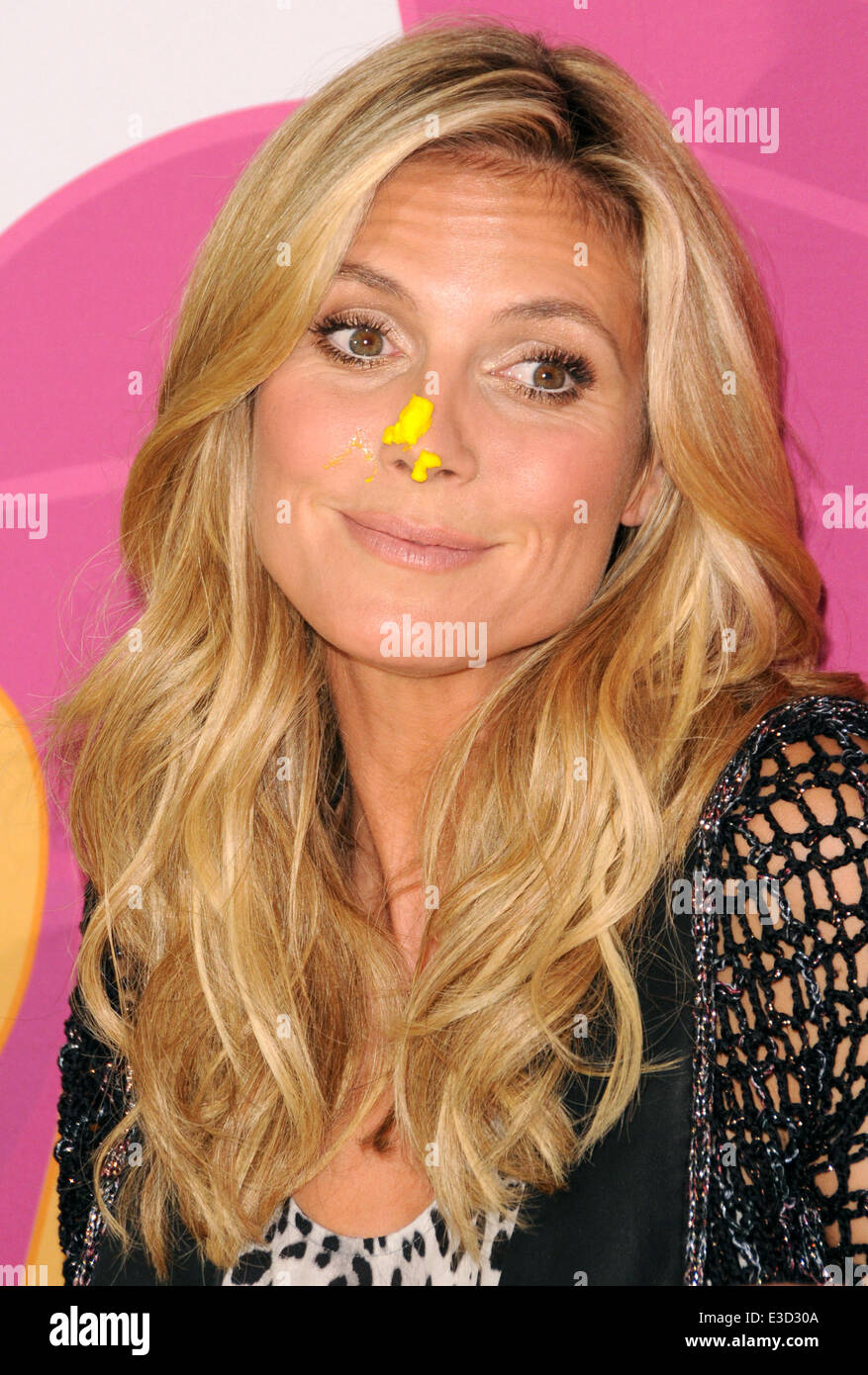 Heidi Klum presents her holiday "Truly Scrumptious" collection for ...