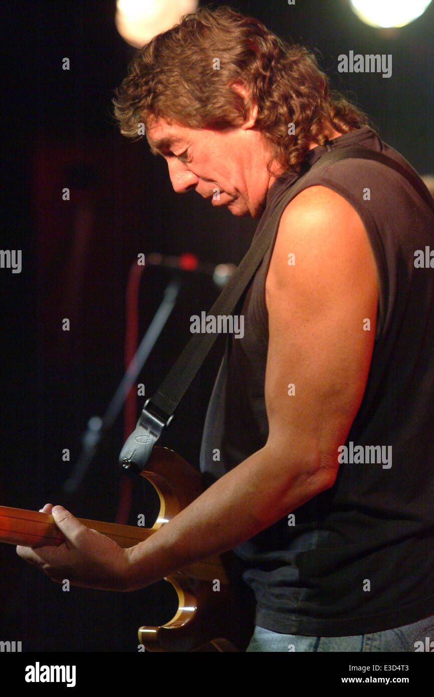 Dennis stratton iron maiden hi-res stock photography and images - Alamy