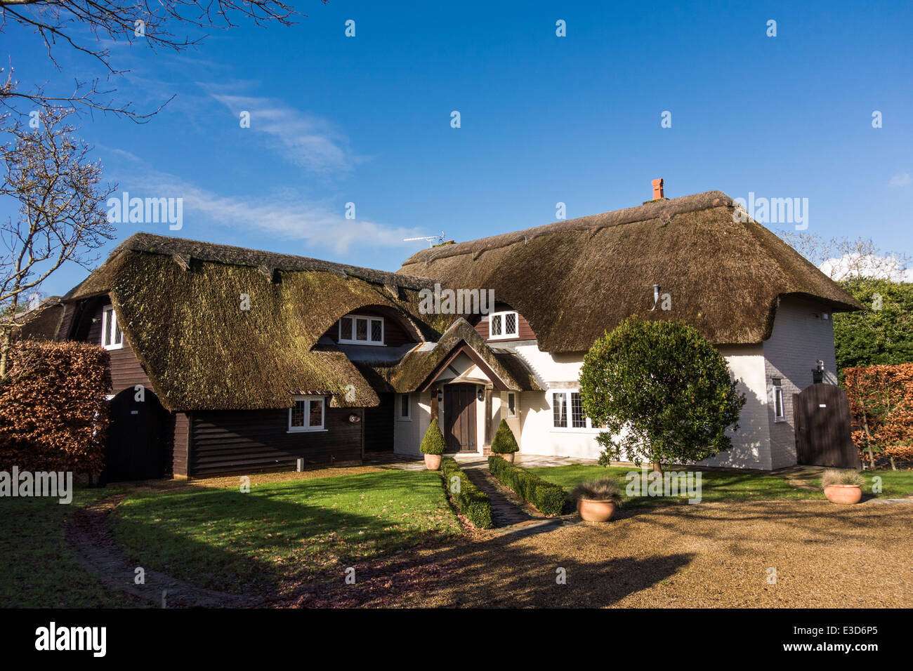 Cottage itchenor hi-res stock photography and images - Alamy