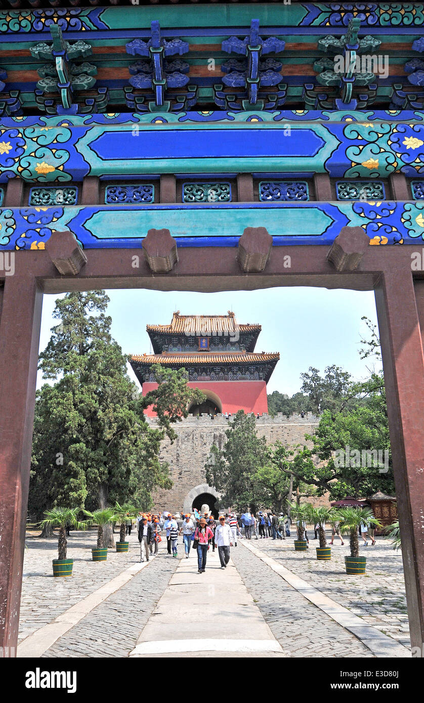 Shisan Ling Changling temple China Stock Photo - Alamy
