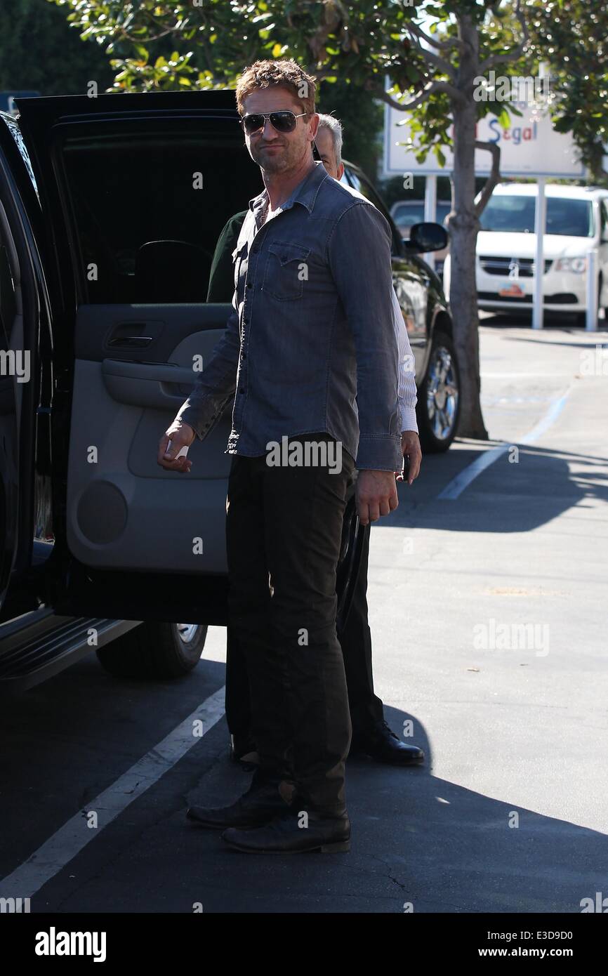 Gerard Butler leaving Fred Segal on Melrose in West Hollywood Featuring ...