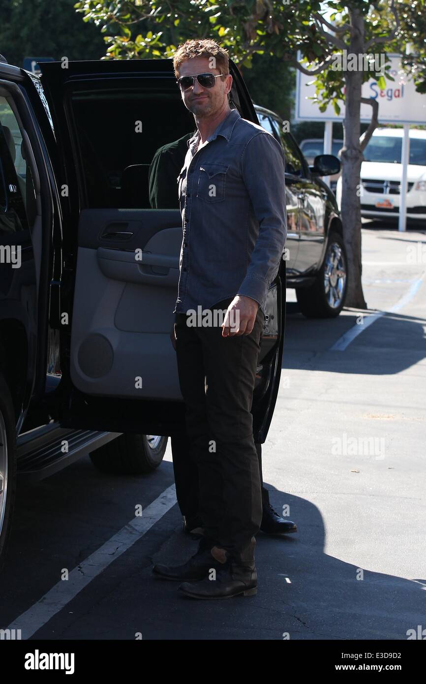 Gerard Butler leaving Fred Segal on Melrose in West Hollywood Featuring ...