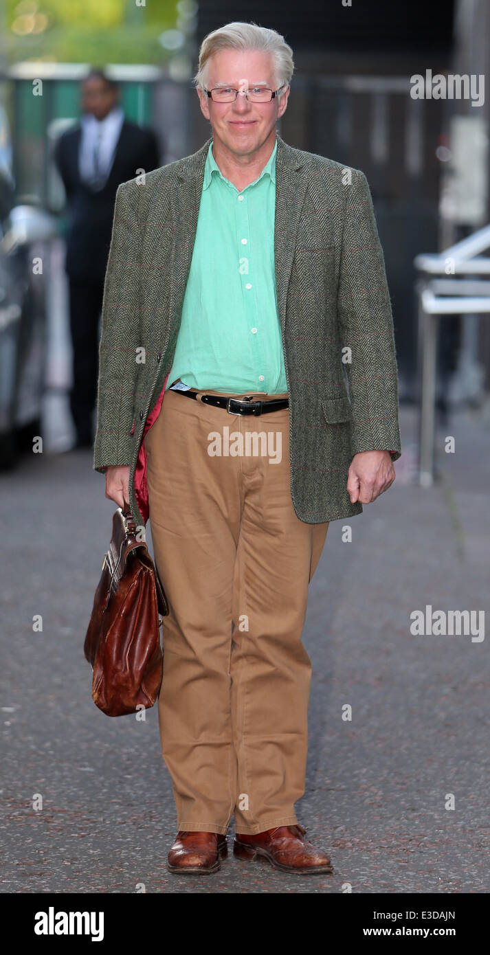Phil Davis outside the ITV studios Featuring: Phil Davis Where: London ...