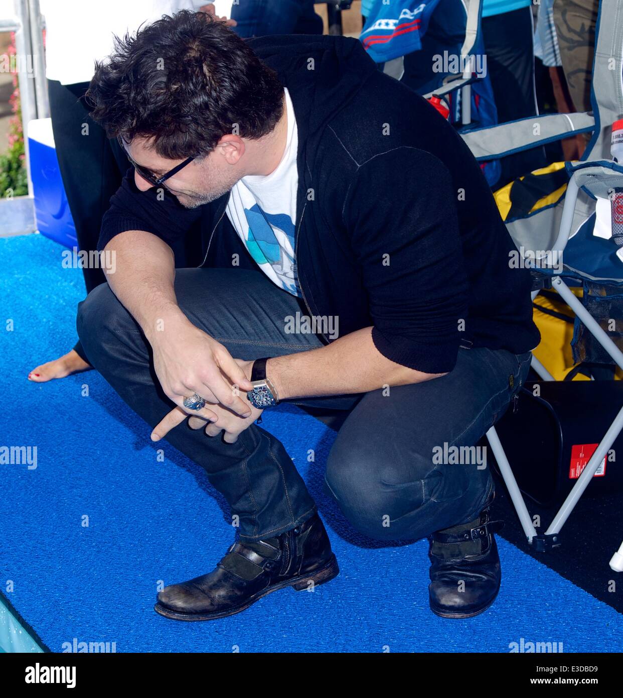 The 'Swim For Relief' Benefiting Hurricane Sandy Recovery at Herald ...