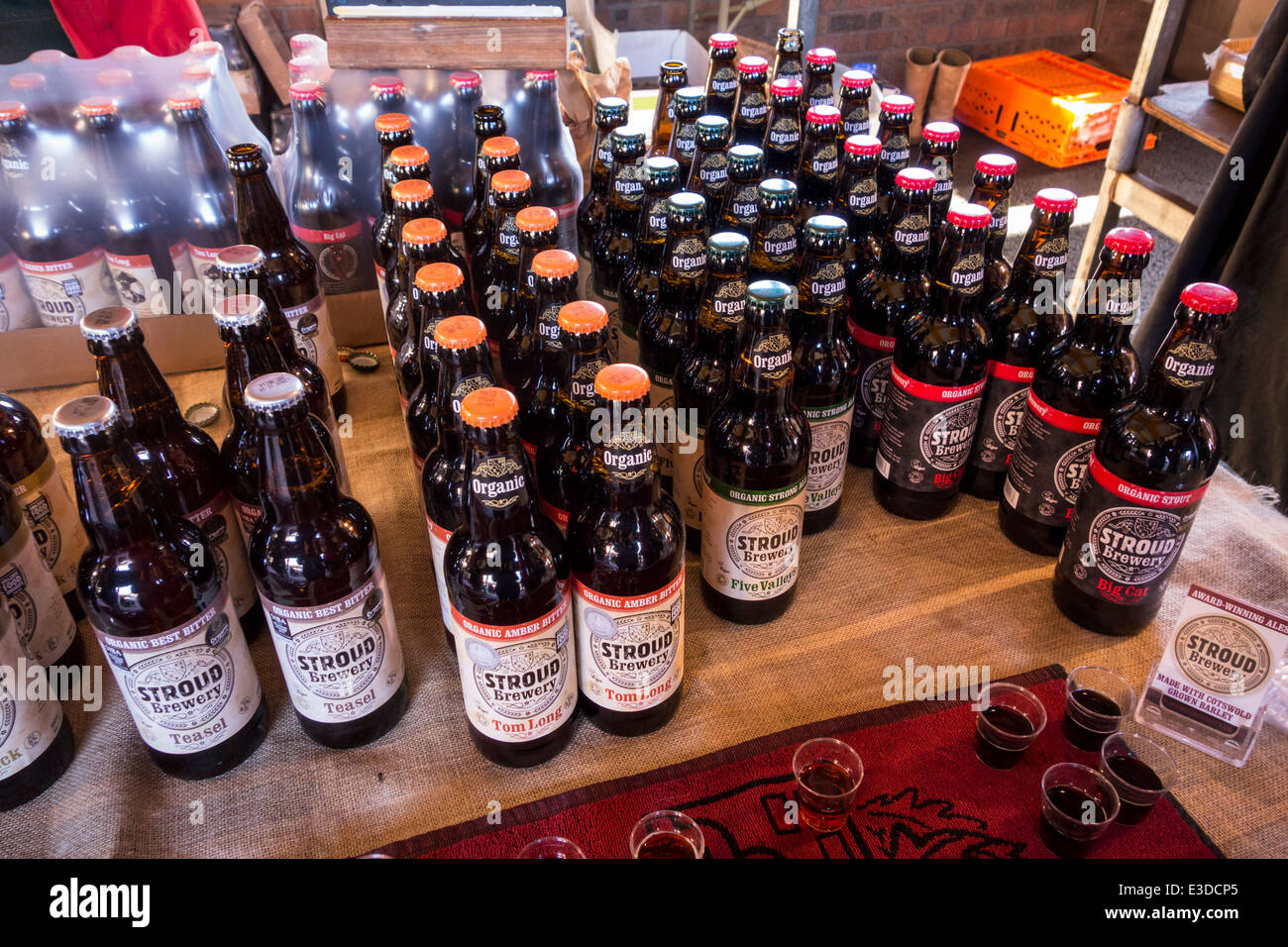 Bottle stall hi-res stock photography and images - Alamy