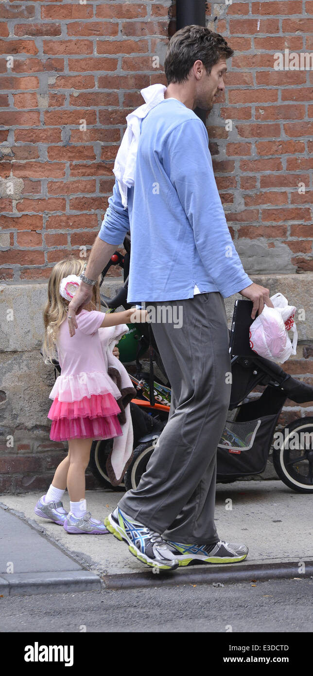 Jason Hoppy picks up daughter Bryne Hoppy from school in Manhattan ...