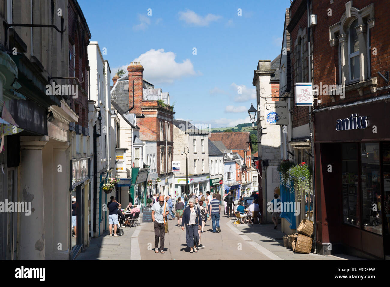 Stroud a small town in Gloucestershire in the south of the Cotswolds ...