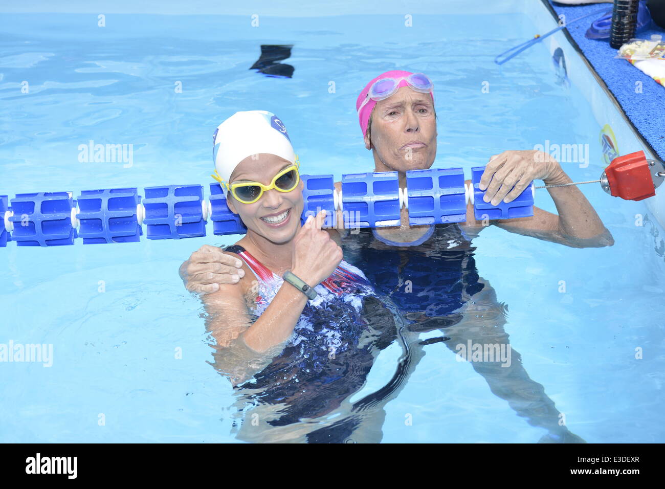 'Swim for Relief' benefiting Hurricane Sandy Recovery at Herald Square ...
