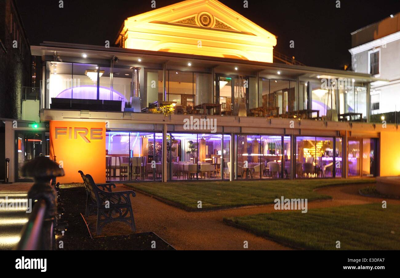 Former US president Bill Clinton seen leaving Fire restaurant on Dawson ...