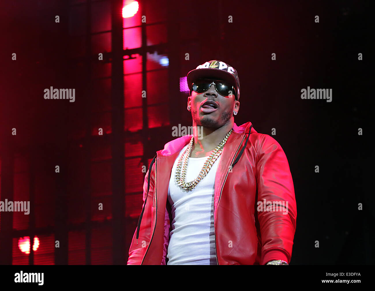 Nelly Performing at Liverpool Echo Arena for Radio 1 Xtra Featuring ...