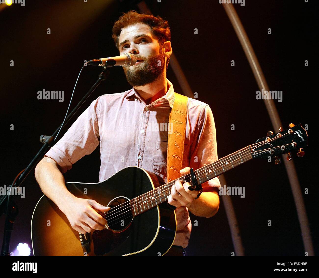 Passenger aka Mike Rosenberg performs at Vicar Street supported by Stu ...