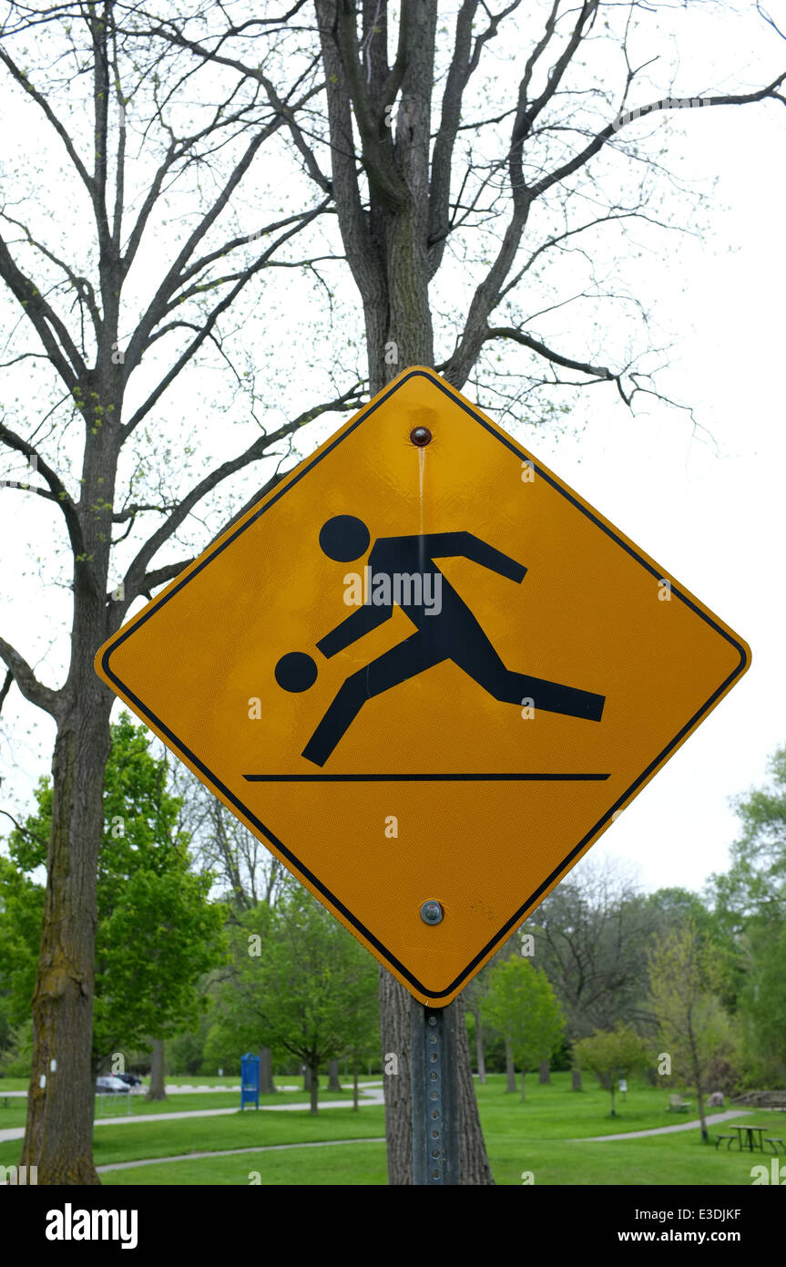 Ballgames hi-res stock photography and images - Alamy